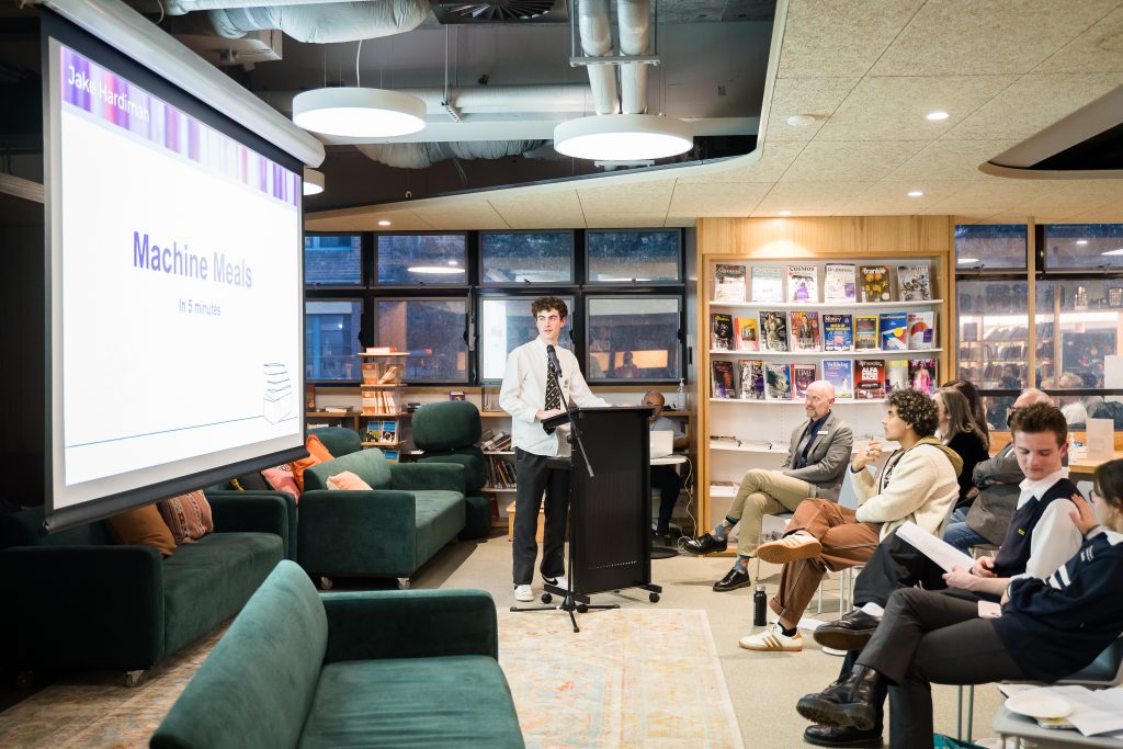 English Extension 2 creative minds dazzle | International Grammar ...